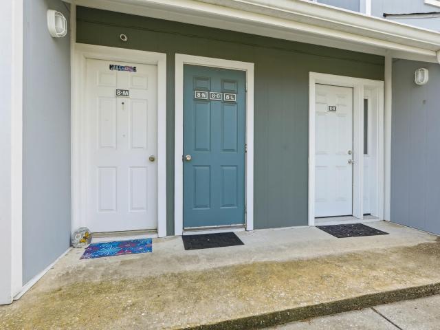 1881 Colony Dr. 8 L
