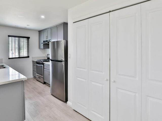 1881 Jefferson Blvd 2 Bedroom Apartment for Rent at 1881 W Jefferson Blvd, Los Angeles, CA 90018 UNNC
