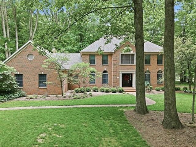 1881 Quaker Ln, Salem, OH 44460