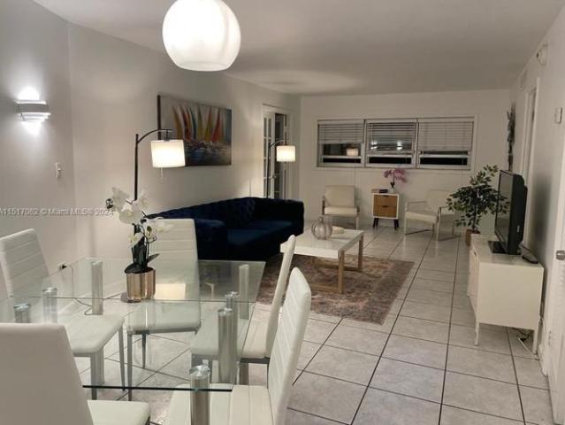 1881 Washington Ave #4D, Miami Beach, FL 33139