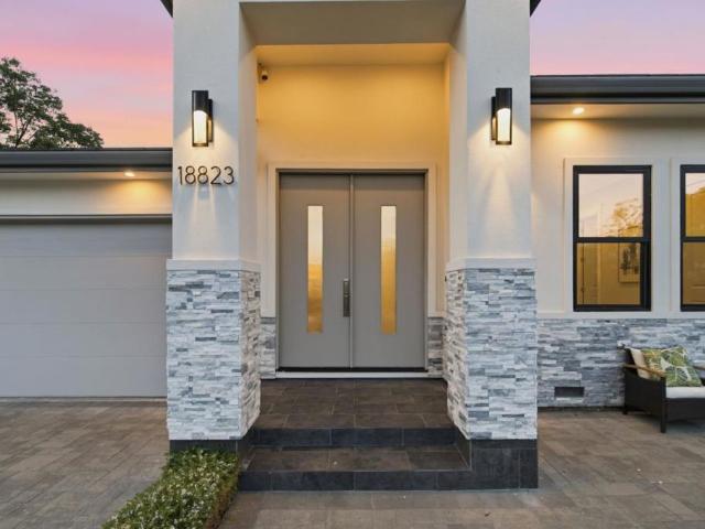 18823 Casa Blanca Lane