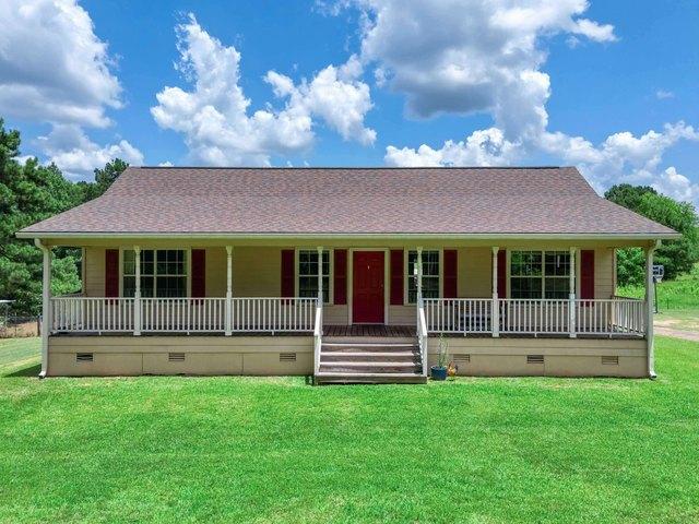18827 County Road 261, Overton, TX 75684