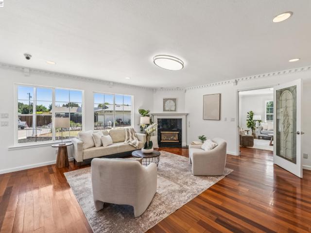 1882 Cortez Ct