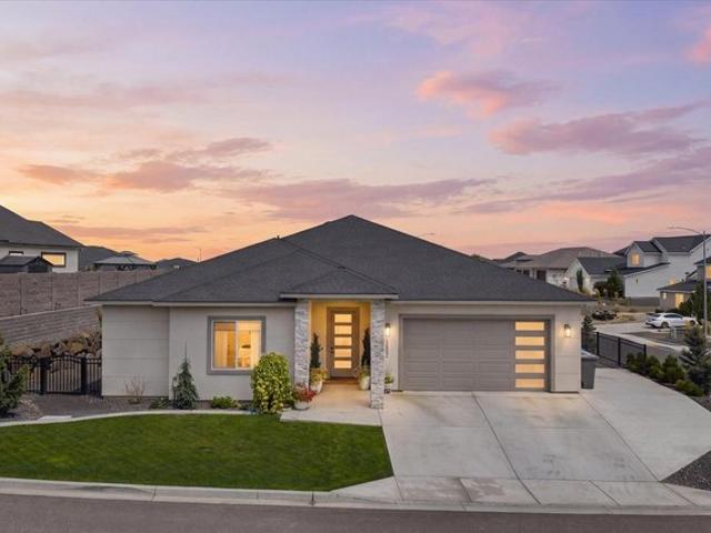 1882 Somers Ln, Richland, WA 99352