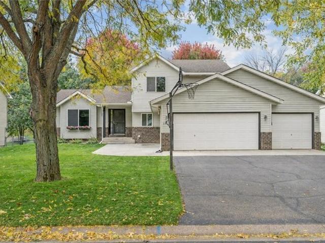 18835 Embers Ave, Farmington, MN 55024
