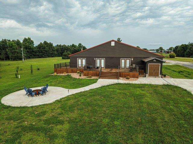 18839 Pine Lake Rd, Monroe City, MO 63456