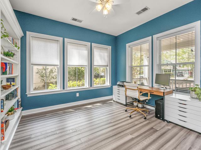 1883 Hall Point Rd, Mount Pleasant, SC 29466 | MLS #26012 | Compass