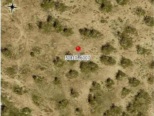 188 Ave S, Black Butte, CA 93591