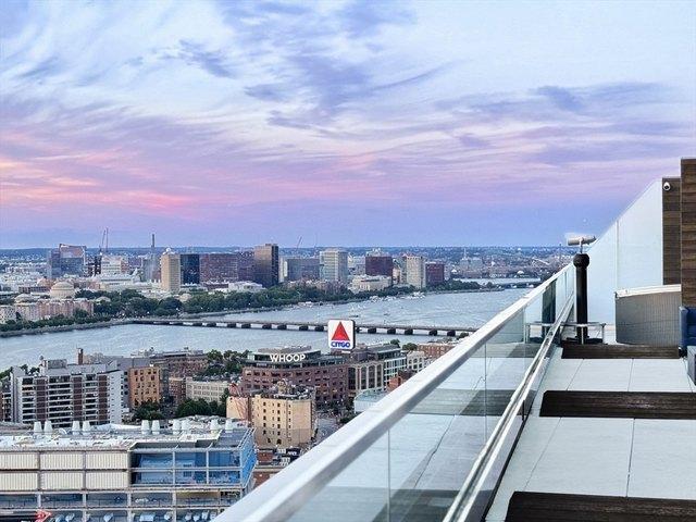 188 Brookline Ave Ph 29A, Boston, MA 02215