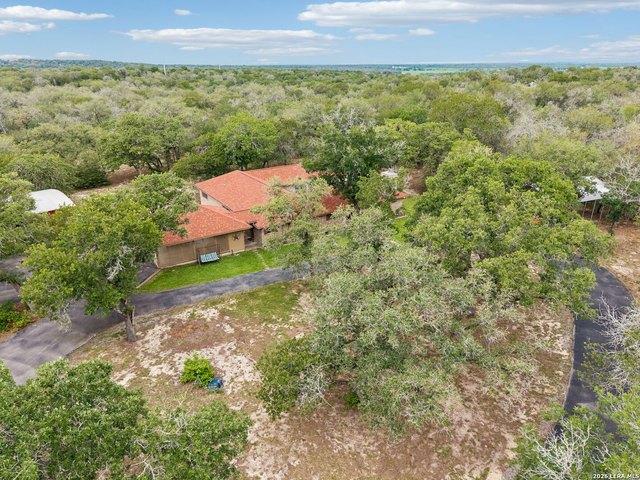 188 Guadalupe Ranch Ln, Seguin, TX 78155