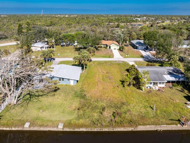 188 Danforth Dr, Port Charlotte, FL 33980 | MLS #R11151