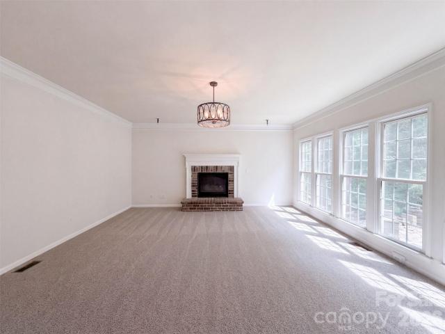 188 Forest Walk Way