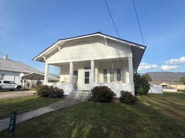 188 Howard St, Pikeville, TN 37367