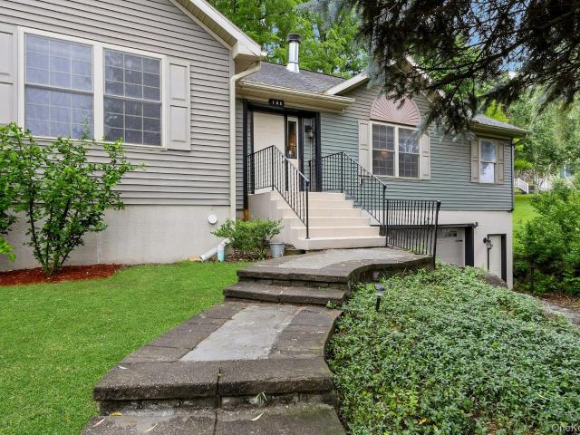 188 Hoyt Street