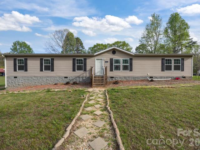 188 Low Ln, Statesville, NC 28677 | MLS #4371 | Compass