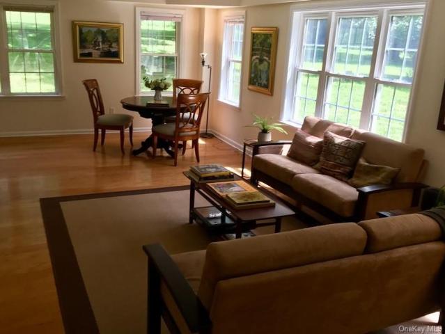 188 N Quaker Hill Rd, Pawling, NY 12564 | MLS #993729 | Compass