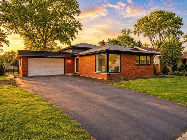 188 W Kathleen Dr, Park Ridge, IL 60068