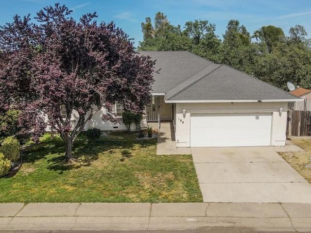 188 Woodcliff Dr, Redding, CA 96003