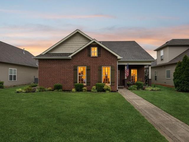 188 Whitman Aly, Clarksville, TN 37043