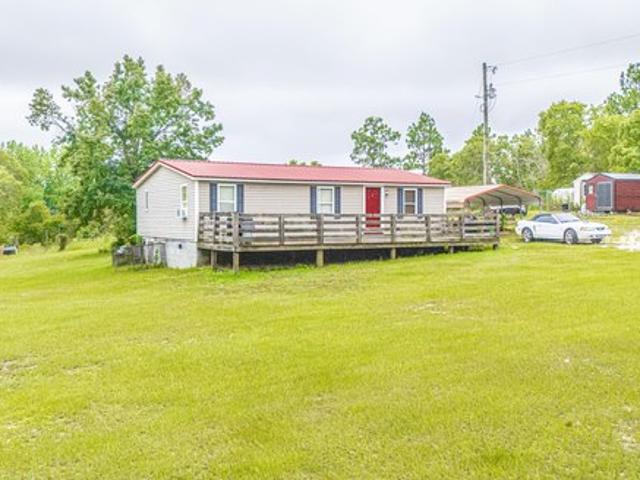 188 Willow Pond Dr, Hamlet, NC 28345