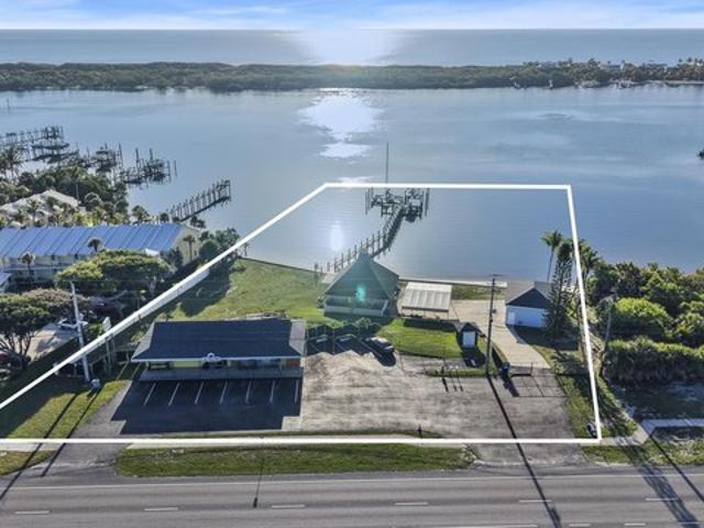 18947 SE Federal Hwy, Jupiter, FL 33469