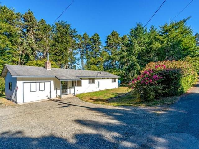18949 Andrea Way, Fort Bragg, CA 95437