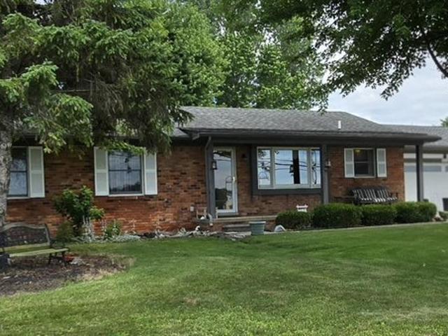 1894 Mile Rd, Macomb, MI 48042