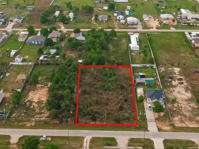 1894 County Road 3542, Cleveland, TX 77327