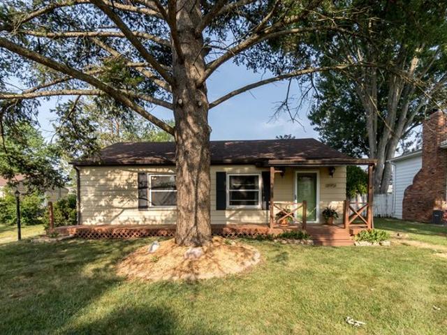 18951 Sunset St, Livonia, MI 48152