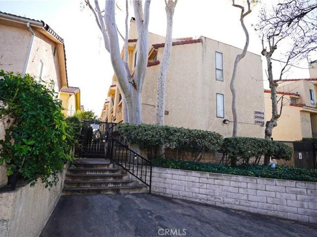 18954 Sherman Way Unit 3, Reseda, CA 91335