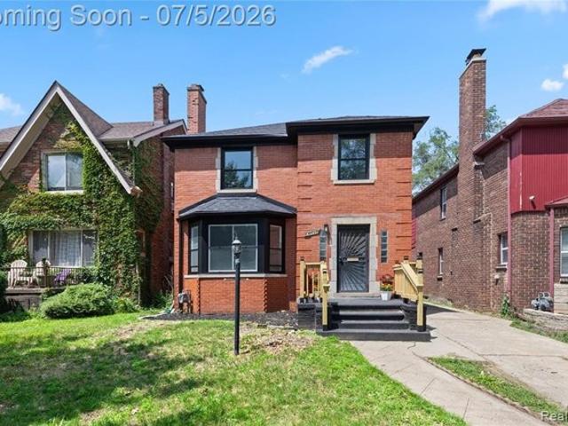 18959 Woodingham Dr, Detroit, MI 48221