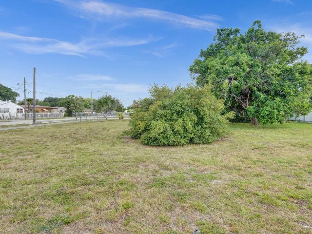 1895 NW 58th St, Miami, FL 33142 | MLS #F10489