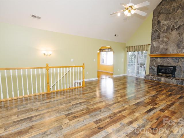 1895 Airport Road