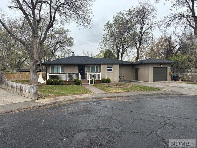 1895 Bittern Dr, Ammon, ID 83406