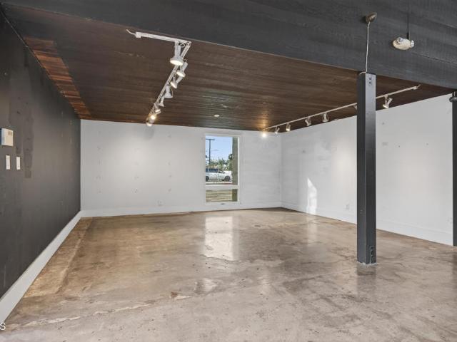 1895 E Main St, Ventura, CA 93001 | MLS #V1 33976