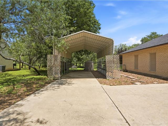 1895 Flaming Oak Drive