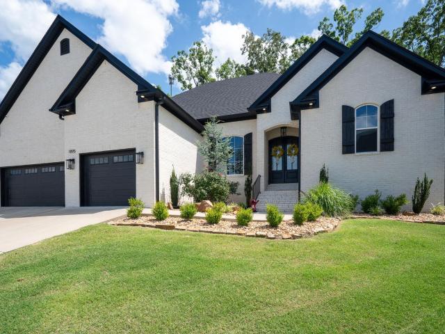 1895 Indigo Cove