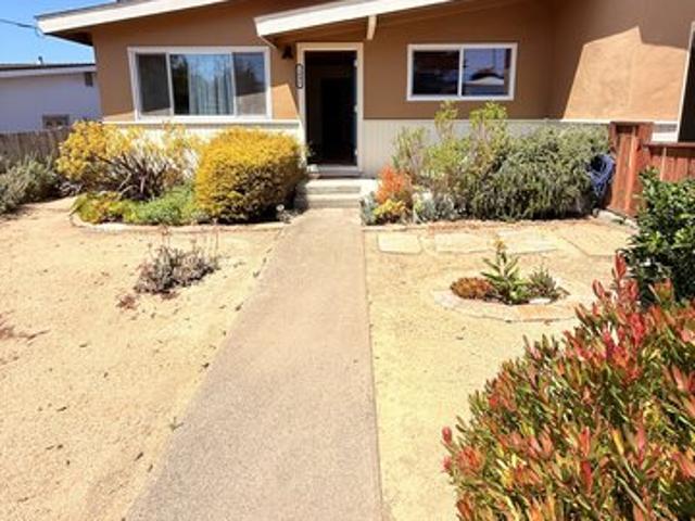 1895 Lincoln St, Seaside, CA 93955