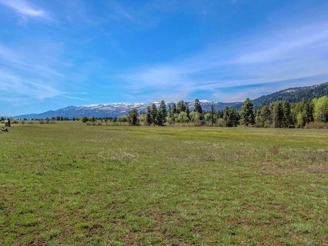 1895 Little Pine Rd Unit 29, Donnelly, ID 83615