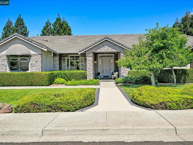 1895 Renee Way