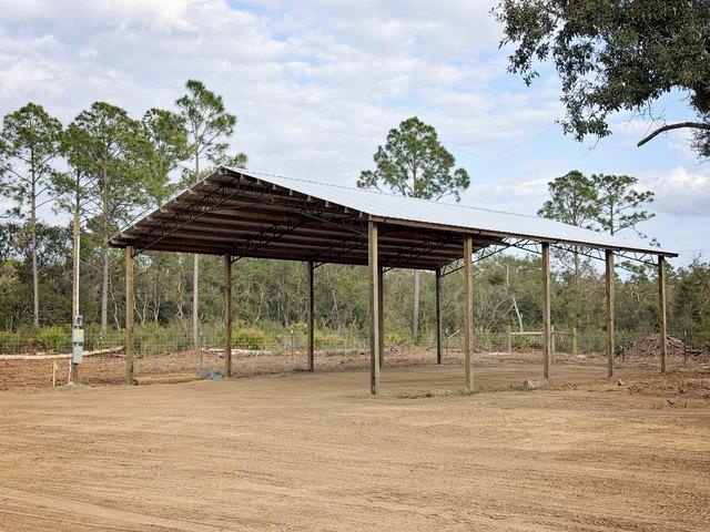 18960 Beach Rd, Perry, FL 32348