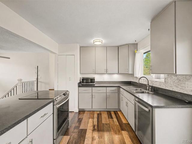 18962 W 60th Dr, Golden, CO 80403 | MLS #4091 | Compass