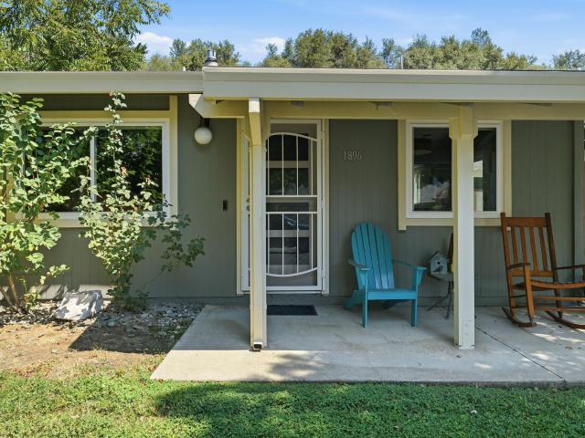 1896 Del Mar Avenue