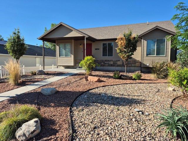 1896 E Juniper Dr, Eagle Mountain, UT 84005