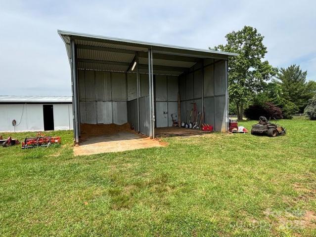 1896 Green Creek Drive E, Tryon, US, NC