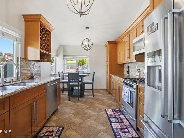 1896 Stow St, Simi Valley, CA 93063