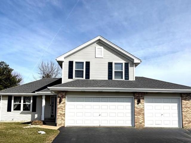 1897 Wyndham Ln, Rockton, IL 61072