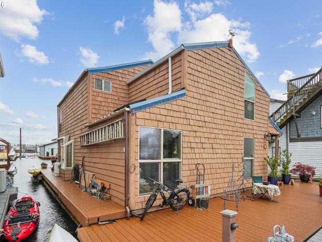 18989 NE Marine DR # 15