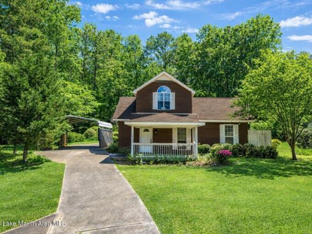 1898 Mayfair Ln, Alexander City, AL 35010