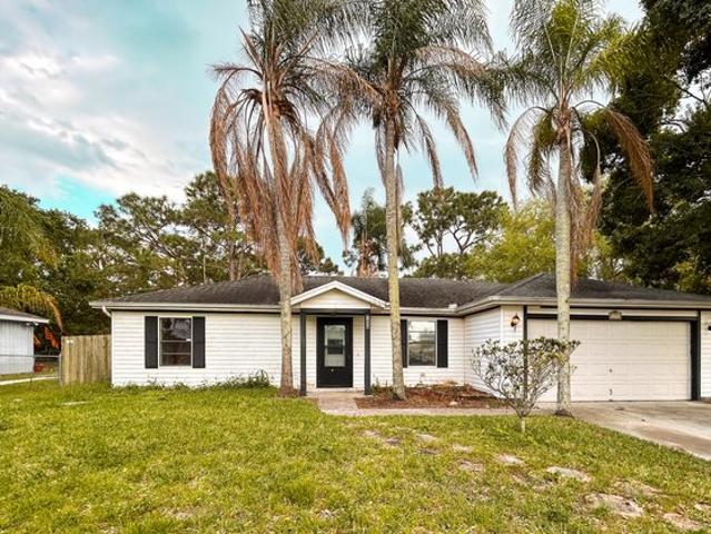 1898 SW Lofgren Ave, Port Saint Lucie, FL 34953